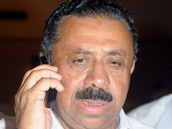 മുഖ്യമന്ത്രിയുടേത് തരംതാണ രാഷ്ട്രീയ നടപടിയെന്ന് എം.എം. ഹസന്‍